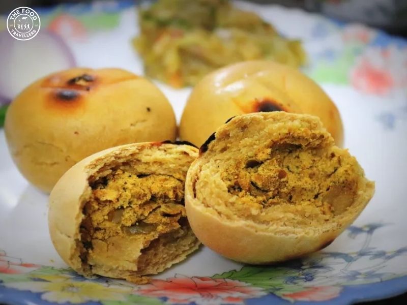 Bihari Litti, Chokha and Mustard Chutney - The Food Travellers: Food ...